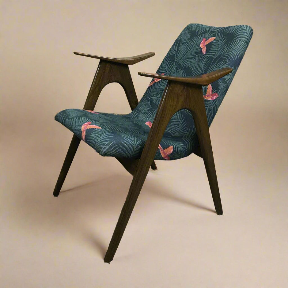 Lounge chairs – Bluedot Design